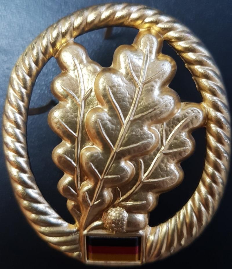 2555 German army Bundeswehr post WW2 beret cap badge Light Infantry ...