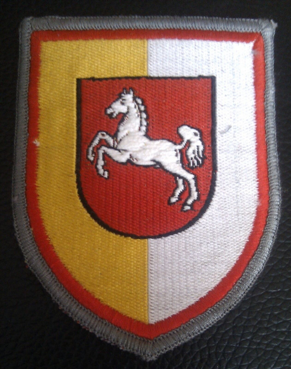 0829 German post WW2 Bundeswehr sleeve patch insignia 2nd PANZER BRI ...