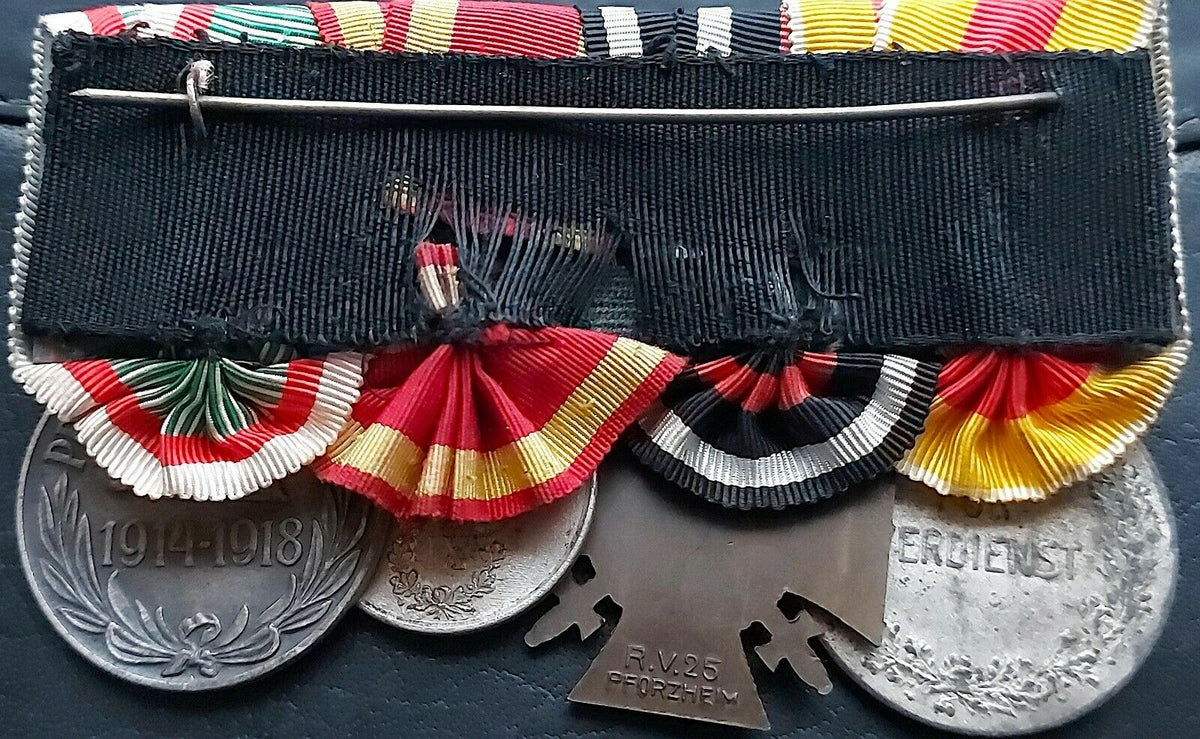 10561 German Baden post WW1 mounted medal group Baden War Medal Hono ...