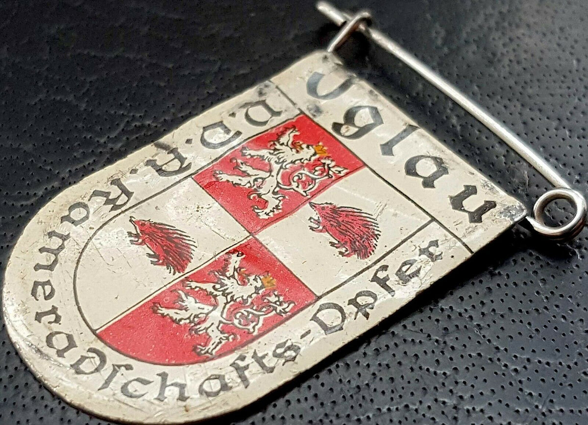 1629 German VDA WW2 donation fund raiser badge coats of arm Iglau ...